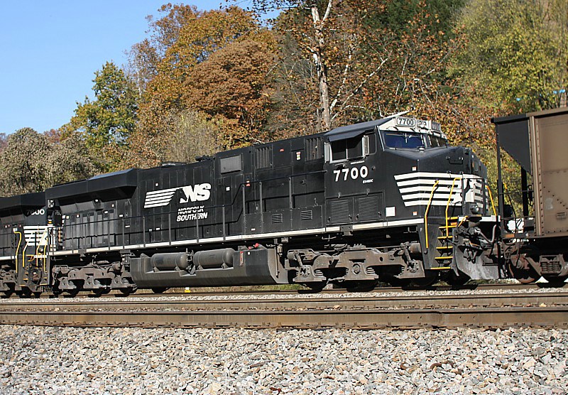 NS 7700